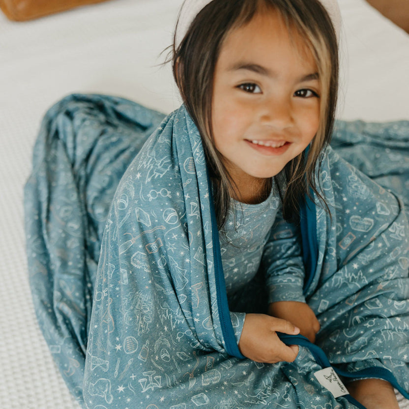 Three-Layer Jumbo Quilt - Hogwarts™ – Copper Pearl