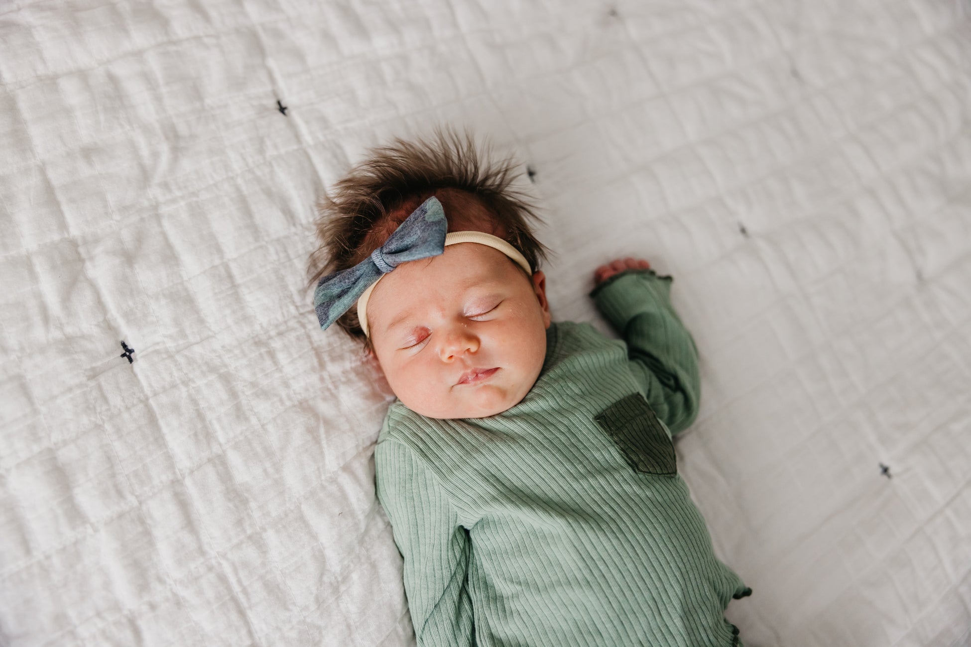 Bowtie Baby Bow - Hunter – Copper Pearl